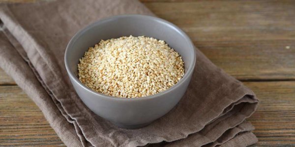 15 nuts and seeds high in protein – Healthsomeness